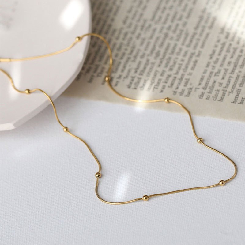 Gold Dotted Chain Necklace – Minimal & Waterproof